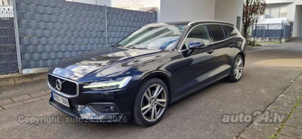 Black Volvo V60 2020 in Tallinn, with an engine capacity of 2.00 L and mileage of 129 thousand km for 22999 €, photo 1 on AUTOMOTO.COM.LV
