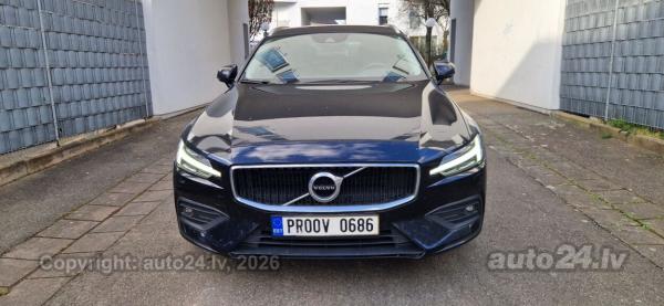 Black Volvo V60 2020 in Tallinn, with an engine capacity of 2.00 L and mileage of 129 thousand km for 22999 €, photo 2 on AUTOMOTO.COM.LV
