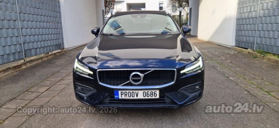 Melns Volvo V60 2020 Tallina, ar dzinēja tilpumu 2.00 L un nobraukumu 129 tūkst. km par 22999 €, foto 2 vietnē AUTOMOTO.COM.LV