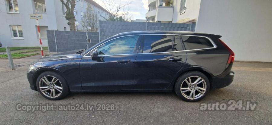 Melns Volvo V60 2020 Tallina, ar dzinēja tilpumu 2.00 L un nobraukumu 129 tūkst. km par 22999 €, foto 22 vietnē AUTOMOTO.COM.LV