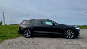 Melns Volvo V60 2020 Tallina, ar dzinēja tilpumu 2.00 L un nobraukumu 270 tūkst. km par 14900 €, foto 4 vietnē AUTOMOTO.COM.LV
