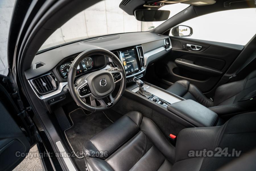 Melns Volvo V60 2020 Tartu, ar dzinēja tilpumu 2.00 L un nobraukumu 130 tūkst. km par 24900 €, foto 5 vietnē AUTOMOTO.COM.LV