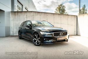 Melns Volvo V60 2020 Tartu, ar dzinēja tilpumu 2.00 L un nobraukumu 130 tūkst. km par 24900 €, foto 15 vietnē AUTOMOTO.COM.LV