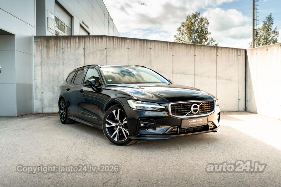 Melns Volvo V60 2020 Tartu, ar dzinēja tilpumu 2.00 L un nobraukumu 130 tūkst. km par 24900 €, foto 15 vietnē AUTOMOTO.COM.LV