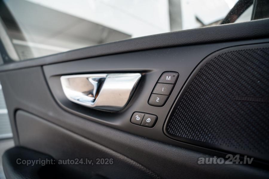 Melns Volvo V60 2020 Tartu, ar dzinēja tilpumu 2.00 L un nobraukumu 130 tūkst. km par 24900 €, foto 19 vietnē AUTOMOTO.COM.LV