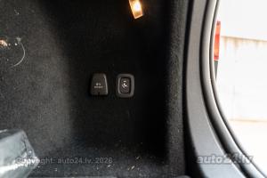 Melns Volvo V60 2020 Tartu, ar dzinēja tilpumu 2.00 L un nobraukumu 130 tūkst. km par 24900 €, foto 22 vietnē AUTOMOTO.COM.LV
