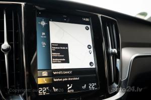 Melns Volvo V60 2020 Tartu, ar dzinēja tilpumu 2.00 L un nobraukumu 130 tūkst. km par 24900 €, foto 24 vietnē AUTOMOTO.COM.LV
