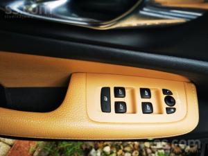 Melns Volvo V60 2020 Rīga, ar dzinēja tilpumu 2.00 L un nobraukumu 234 tūkst. km par 14660 €, foto 8 vietnē AUTOMOTO.COM.LV