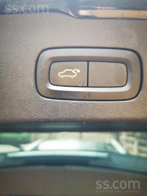 Melns Volvo V60 2020 Rīga, ar dzinēja tilpumu 2.00 L un nobraukumu 234 tūkst. km par 14660 €, foto 13 vietnē AUTOMOTO.COM.LV