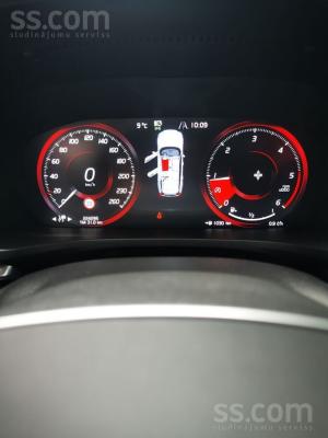 Melns Volvo V60 2020 Rīga, ar dzinēja tilpumu 2.00 L un nobraukumu 234 tūkst. km par 14660 €, foto 14 vietnē AUTOMOTO.COM.LV