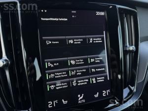 Melns Volvo V60 2020 Jelgava, ar dzinēja tilpumu 2.00 L un nobraukumu 199 tūkst. km par 20500 €, foto 23 vietnē AUTOMOTO.COM.LV