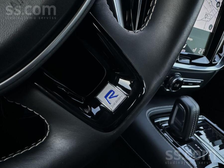 Melns Volvo V60 2020 Jelgava, ar dzinēja tilpumu 2.00 L un nobraukumu 199 tūkst. km par 20500 €, foto 28 vietnē AUTOMOTO.COM.LV