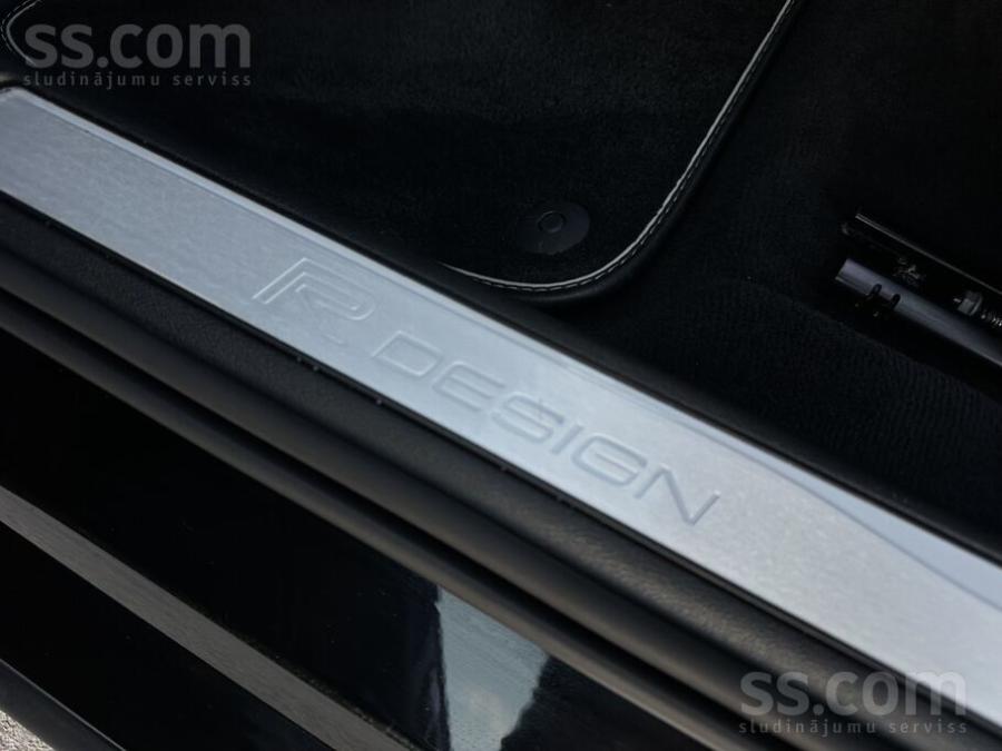 Melns Volvo V60 2020 Jelgava, ar dzinēja tilpumu 2.00 L un nobraukumu 199 tūkst. km par 20500 €, foto 29 vietnē AUTOMOTO.COM.LV