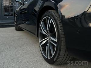 Melns Volvo V60 2020 Jelgava, ar dzinēja tilpumu 2.00 L un nobraukumu 199 tūkst. km par 20500 €, foto 34 vietnē AUTOMOTO.COM.LV