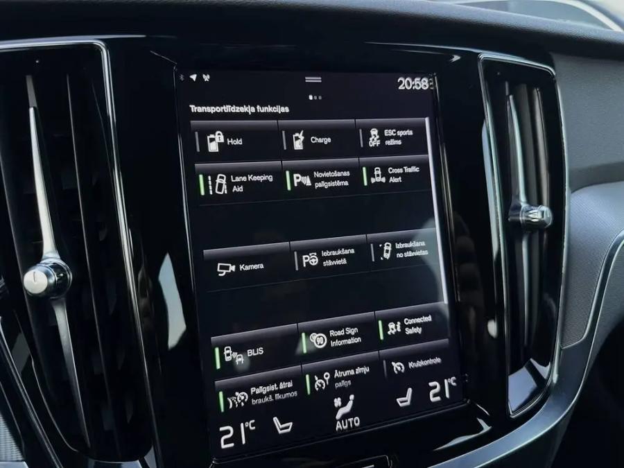 Черный Вольво B60 2020 в Елгава, объемом двигателя 2.00 л и пробегом 200 тыс. км за 21500 €, фото 22 на AUTOMOTO.COM.LV