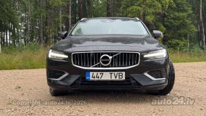 Melns Volvo V60 2020 Tallina, ar dzinēja tilpumu 0.00 L un nobraukumu 128 tūkst. km par 28500 €, foto 4 vietnē AUTOMOTO.COM.LV