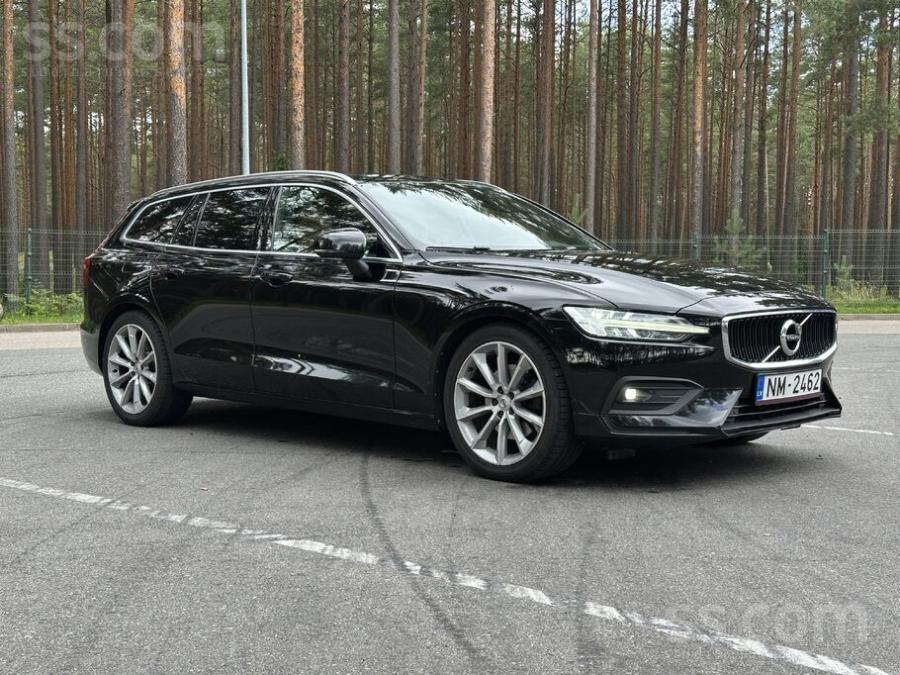 Melns Volvo V60 2020 Rīga, ar dzinēja tilpumu 2.00 L un nobraukumu 226 tūkst. km par 18900 €, foto 5 vietnē AUTOMOTO.COM.LV