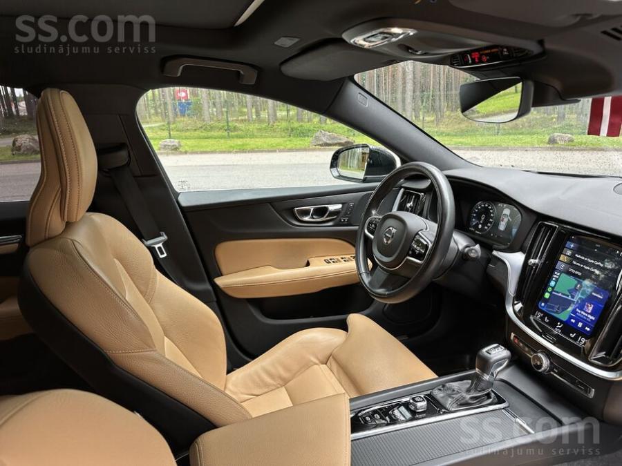 Melns Volvo V60 2020 Rīga, ar dzinēja tilpumu 2.00 L un nobraukumu 226 tūkst. km par 18900 €, foto 18 vietnē AUTOMOTO.COM.LV