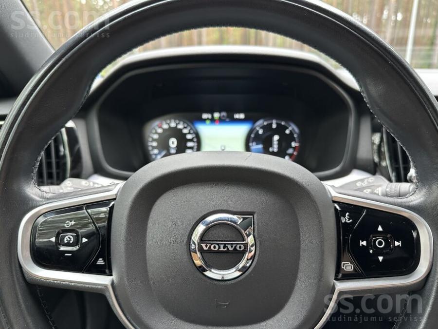 Melns Volvo V60 2020 Rīga, ar dzinēja tilpumu 2.00 L un nobraukumu 226 tūkst. km par 18900 €, foto 27 vietnē AUTOMOTO.COM.LV