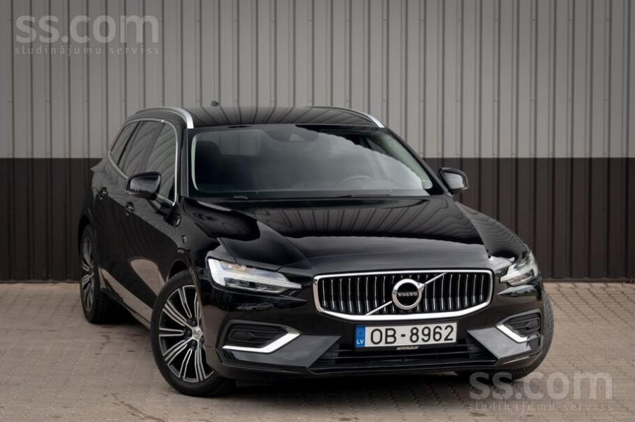Melns Volvo V60 2020 Talsi, ar dzinēja tilpumu 2.00 L un nobraukumu 307 tūkst. km par 15490 €, foto 1 vietnē AUTOMOTO.COM.LV