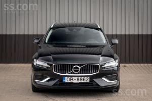 Melns Volvo V60 2020 Talsi, ar dzinēja tilpumu 2.00 L un nobraukumu 307 tūkst. km par 15490 €, foto 3 vietnē AUTOMOTO.COM.LV