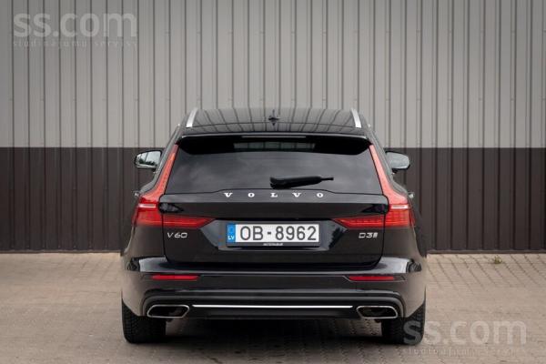 Melns Volvo V60 2020 Talsi, ar dzinēja tilpumu 2.00 L un nobraukumu 307 tūkst. km par 15490 €, foto 5 vietnē AUTOMOTO.COM.LV