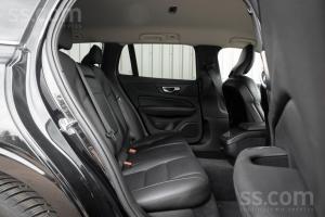 Melns Volvo V60 2020 Talsi, ar dzinēja tilpumu 2.00 L un nobraukumu 307 tūkst. km par 15490 €, foto 12 vietnē AUTOMOTO.COM.LV