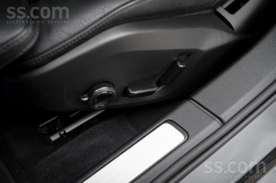 Melns Volvo V60 2020 Talsi, ar dzinēja tilpumu 2.00 L un nobraukumu 307 tūkst. km par 15490 €, foto 16 vietnē AUTOMOTO.COM.LV