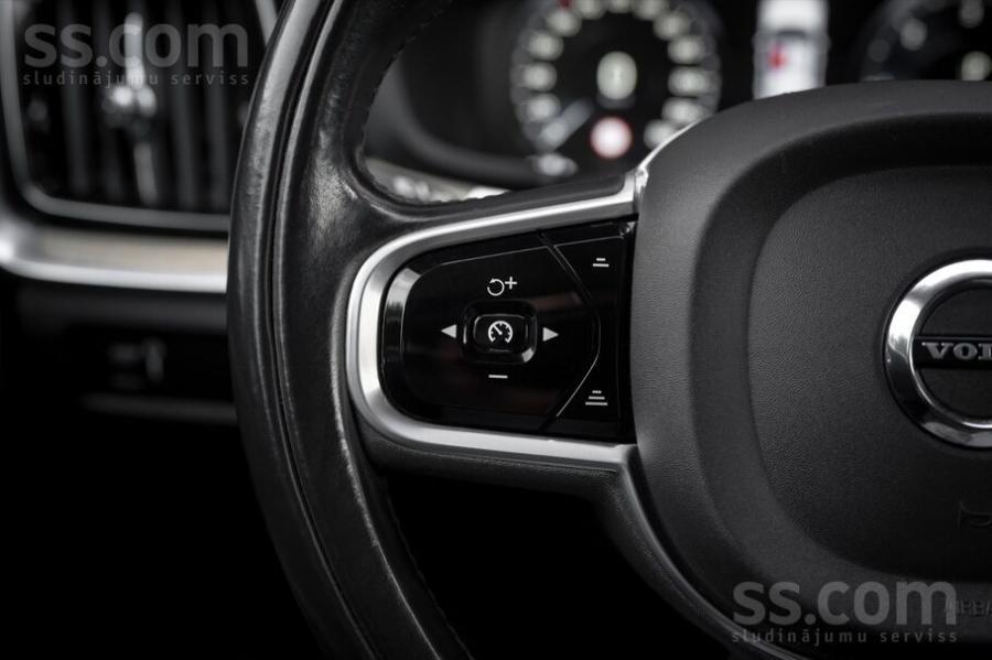 Melns Volvo V60 2020 Talsi, ar dzinēja tilpumu 2.00 L un nobraukumu 307 tūkst. km par 15490 €, foto 19 vietnē AUTOMOTO.COM.LV