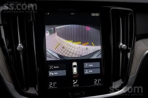 Melns Volvo V60 2020 Talsi, ar dzinēja tilpumu 2.00 L un nobraukumu 307 tūkst. km par 15490 €, foto 27 vietnē AUTOMOTO.COM.LV