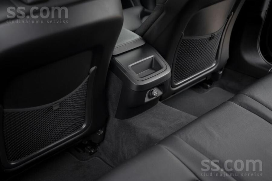 Melns Volvo V60 2020 Talsi, ar dzinēja tilpumu 2.00 L un nobraukumu 307 tūkst. km par 15490 €, foto 29 vietnē AUTOMOTO.COM.LV