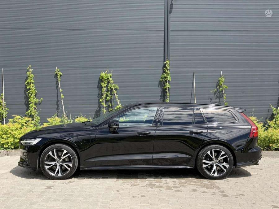 Черный Вольво B60 2020 в Вильнюс, объемом двигателя 1.97 л и пробегом 259 тыс. км за 15999 €, фото 12 на AUTOMOTO.COM.LV
