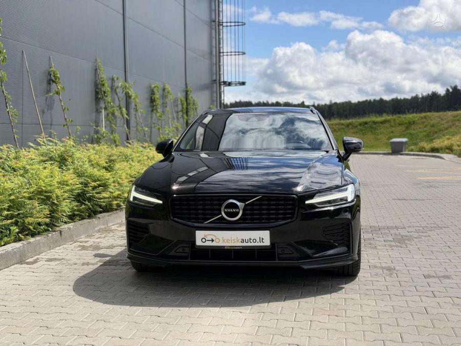 Черный Вольво B60 2020 в Вильнюс, объемом двигателя 1.97 л и пробегом 259 тыс. км за 15999 €, фото 16 на AUTOMOTO.COM.LV
