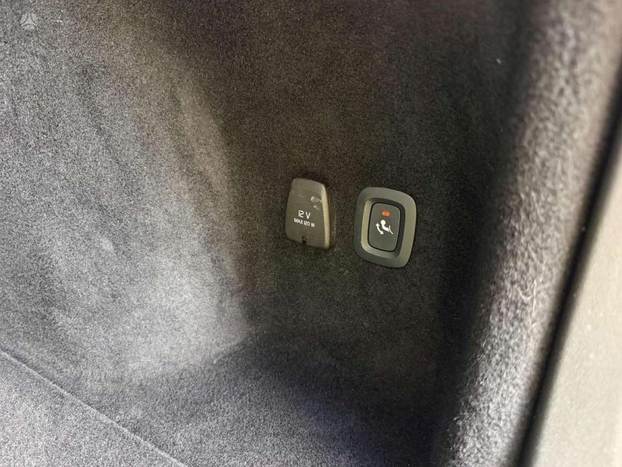 Черный Вольво B60 2020 в Вильнюс, объемом двигателя 1.97 л и пробегом 259 тыс. км за 15999 €, фото 31 на AUTOMOTO.COM.LV