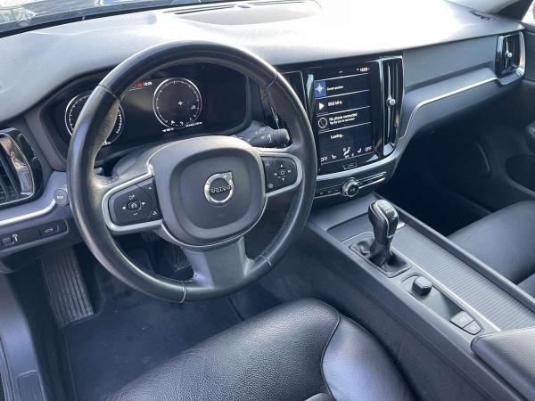 Melns Volvo V60 2020 Kauņa, ar dzinēja tilpumu 1.97 L un nobraukumu 180 tūkst. km par 13300 €, foto 10 vietnē AUTOMOTO.COM.LV