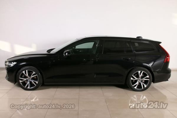Melns Volvo V60 2020 Pērnava, ar dzinēja tilpumu 2.00 L un nobraukumu 142 tūkst. km par 22990 €, foto 4 vietnē AUTOMOTO.COM.LV