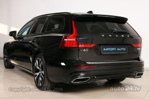 Black Volvo V60 2020 in Parnu, with an engine capacity of 2.00 L and mileage of 142 thousand km for 22990 €, photo 5 on AUTOMOTO.COM.LV