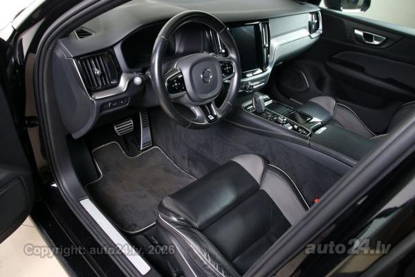 Melns Volvo V60 2020 Pērnava, ar dzinēja tilpumu 2.00 L un nobraukumu 142 tūkst. km par 22990 €, foto 8 vietnē AUTOMOTO.COM.LV