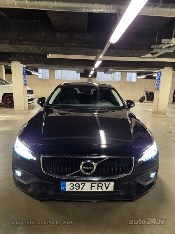 Volvo V60 2020 Tallina vietnē Melns Volvo V60 2020 Tallina, ar dzinēja tilpumu 2.00 L un nobraukumu 142 tūkst. km par 24000 €, foto 6 vietnē AUTOMOTO.COM.LV