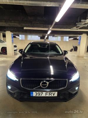 Black Volvo V60 2020 in Tallinn, with an engine capacity of 2.00 L and mileage of 142 thousand km for 24000 €, photo 6 on AUTOMOTO.COM.LV