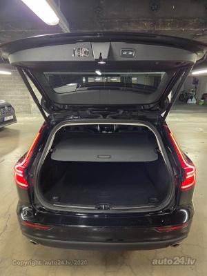 Black Volvo V60 2020 in Tallinn, with an engine capacity of 2.00 L and mileage of 142 thousand km for 24000 €, photo 9 on AUTOMOTO.COM.LV