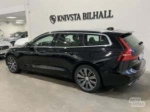 Black Volvo V60 2021 in Kaunas, with an engine capacity of 0.00 L and mileage of 83 thousand km for 31521 €, photo 2 on AUTOMOTO.COM.LV