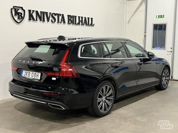 Melns Volvo V60 2021 Kauņa, ar dzinēja tilpumu 0.00 L un nobraukumu 83 tūkst. km par 31754 €, foto 4 vietnē AUTOMOTO.COM.LV