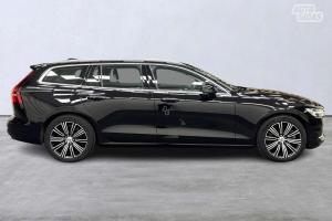 Melns Volvo V60 2021 Kauņa, ar dzinēja tilpumu 0.00 L un nobraukumu 64 tūkst. km par 36186 €, foto 3 vietnē AUTOMOTO.COM.LV