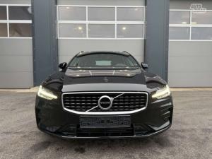 Black Volvo V60 2021 in Kaunas, with an engine capacity of 2.00 L and mileage of 44 thousand km for 32699 €, photo 3 on AUTOMOTO.COM.LV
