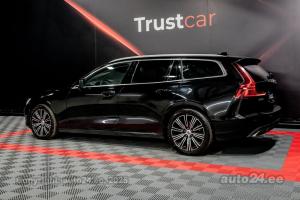 Melns Volvo V60 2021 Pērnava, ar dzinēja tilpumu 2.00 L un nobraukumu 230 tūkst. km par 19500 €, foto 5 vietnē AUTOMOTO.COM.LV