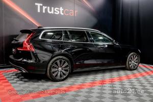 Melns Volvo V60 2021 Pērnava, ar dzinēja tilpumu 2.00 L un nobraukumu 230 tūkst. km par 19500 €, foto 8 vietnē AUTOMOTO.COM.LV