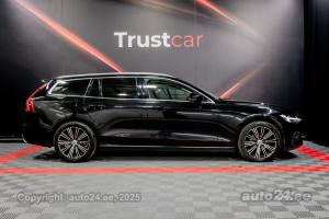 Melns Volvo V60 2021 Pērnava, ar dzinēja tilpumu 2.00 L un nobraukumu 230 tūkst. km par 19500 €, foto 9 vietnē AUTOMOTO.COM.LV