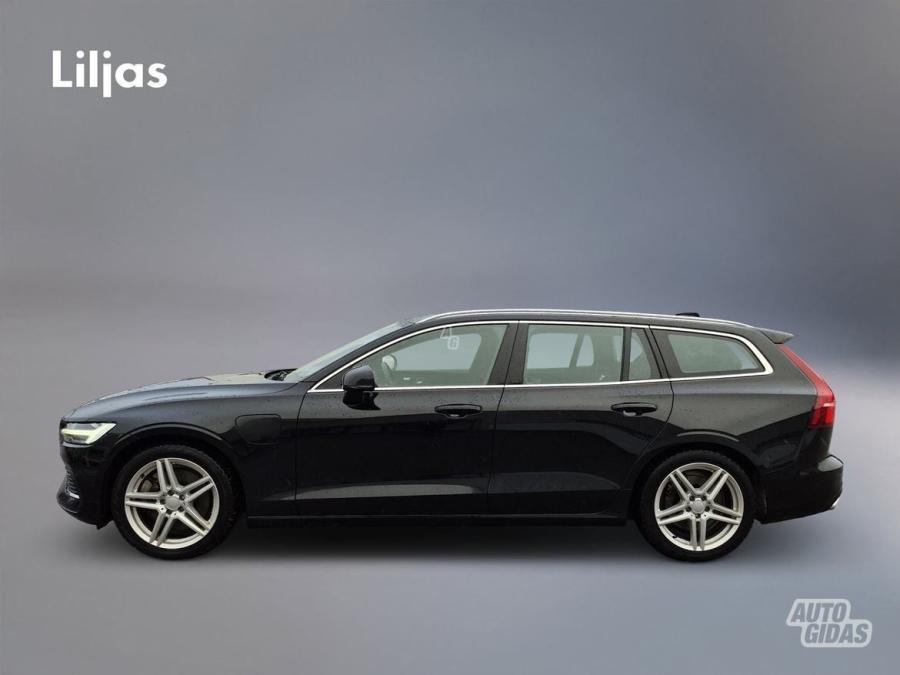 Melns Volvo V60 2021 Kauņa, ar dzinēja tilpumu 0.00 L un nobraukumu 67 tūkst. km par 35313 €, foto 4 vietnē AUTOMOTO.COM.LV