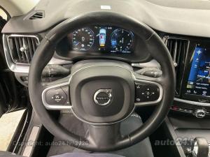Melns Volvo V60 2021 Tartu, ar dzinēja tilpumu 2.00 L un nobraukumu 233 tūkst. km par 18900 €, foto 5 vietnē AUTOMOTO.COM.LV